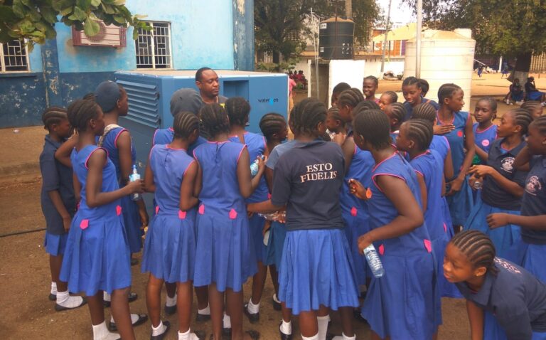 Israeli tech provides drinking water to Sierra Leone kids - ISRAEL21c