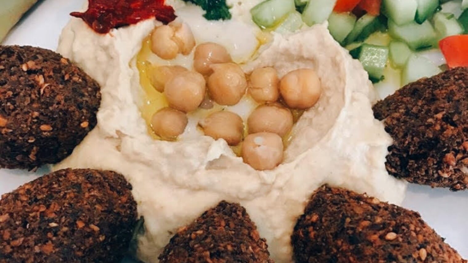 Eating authentic Israeli hummus in New Orleans - ISRAEL21c