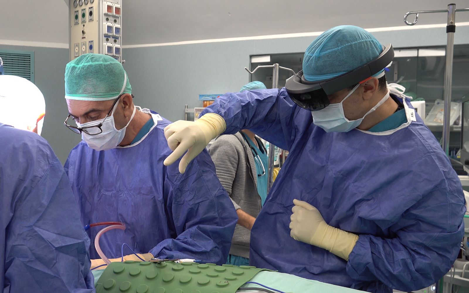 In first, doctors use AR and 3D tech in eye-socket surgery - ISRAEL21c