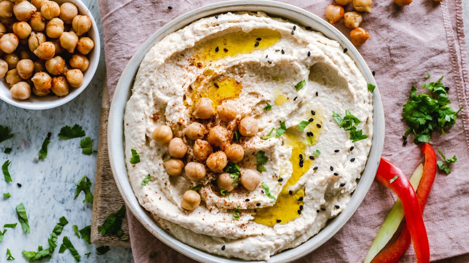 The 12 best hummus joints in Israel - ISRAEL21c