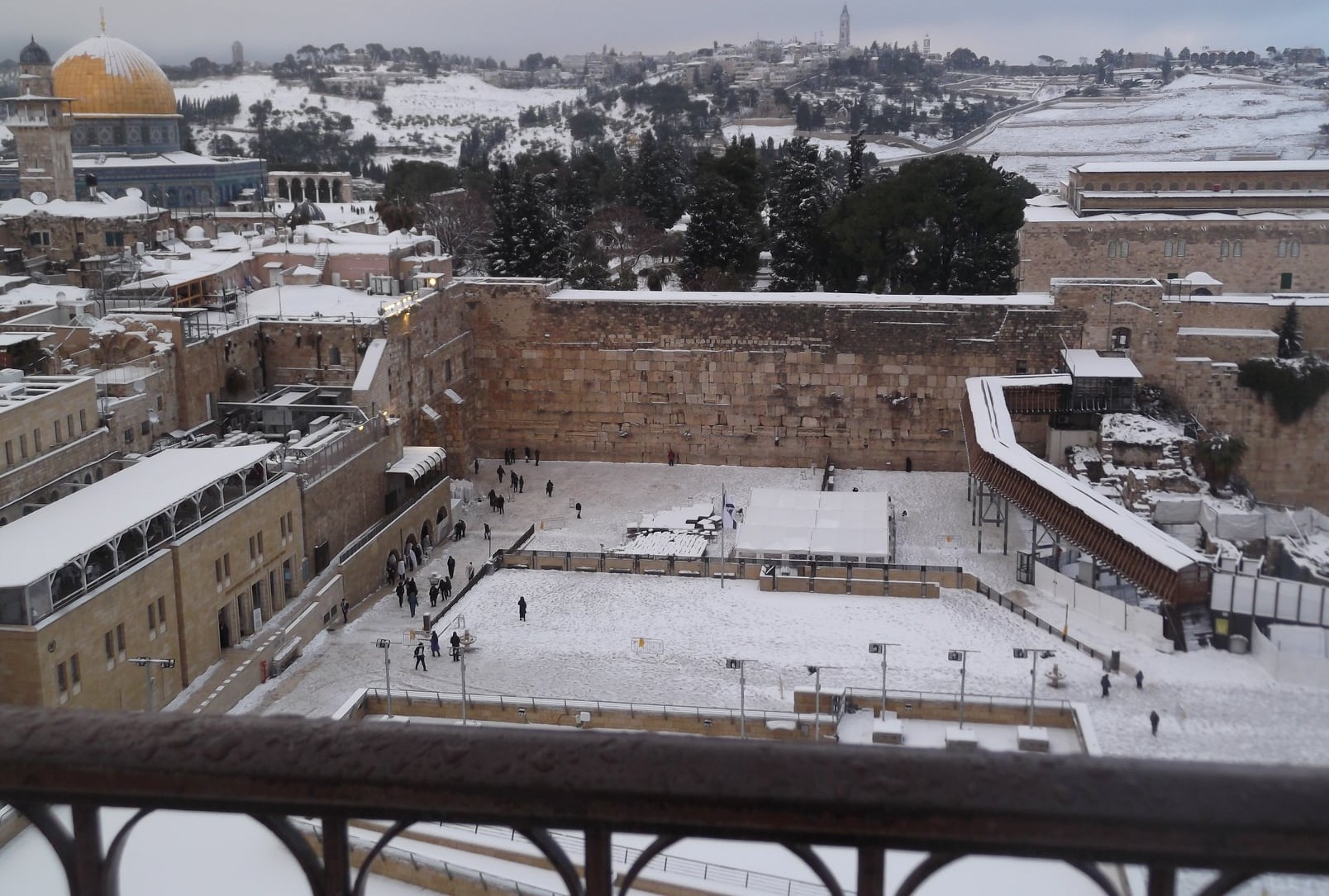 20 stunning photographs of Storm Elpis in Israel - ISRAEL21c