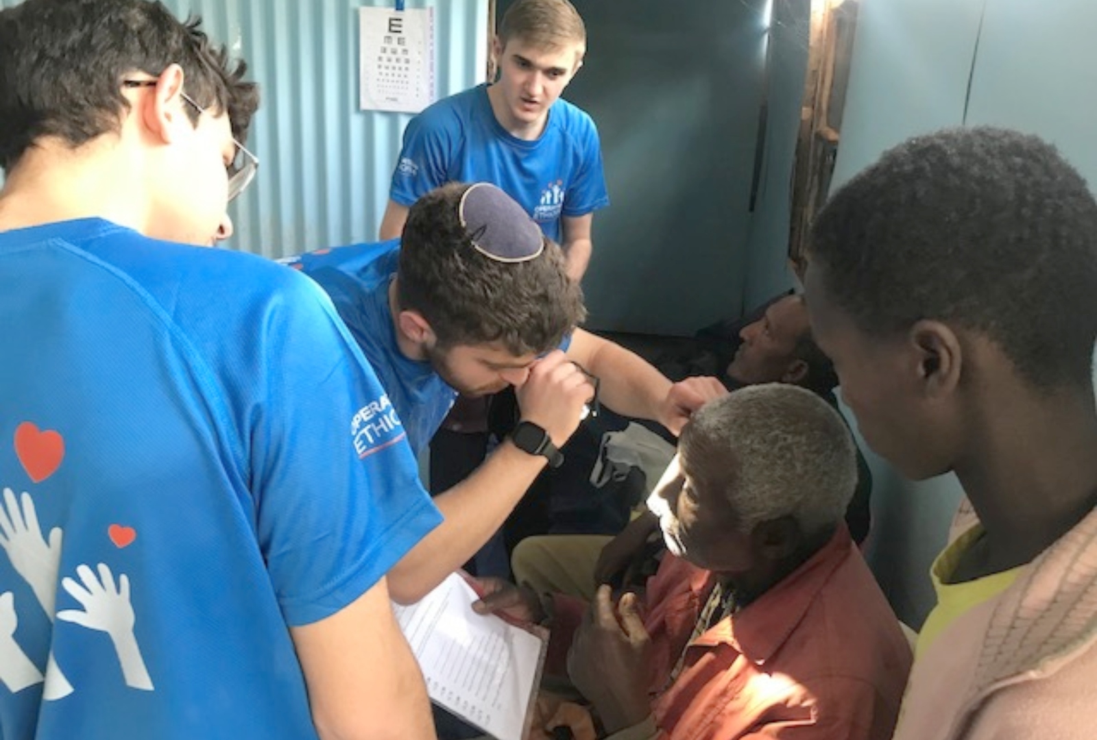 Israeli eye doctor cares for thousands in Ethiopia - ISRAEL21c