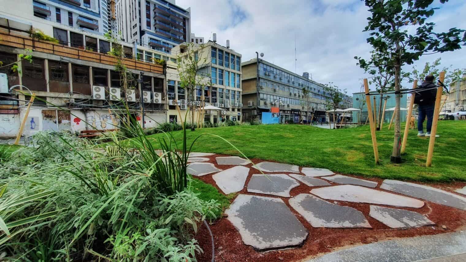 The secret urban piazza that’s become a Tel Aviv landmark - ISRAEL21c