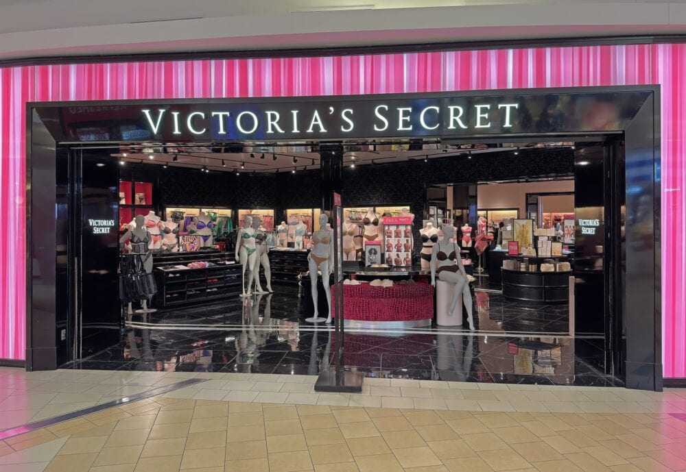 Amid war, Victoria’s Secret opens stores in Israel - ISRAEL21c